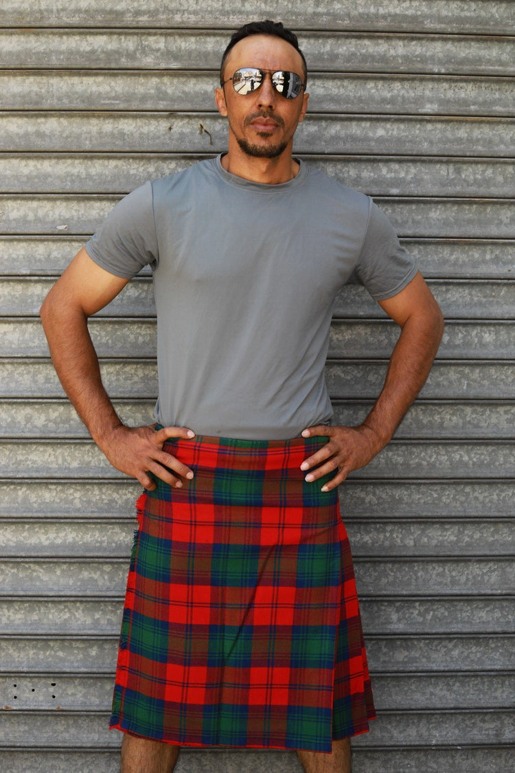 Lindsay Bespoke Kilt – Scottish Kilt