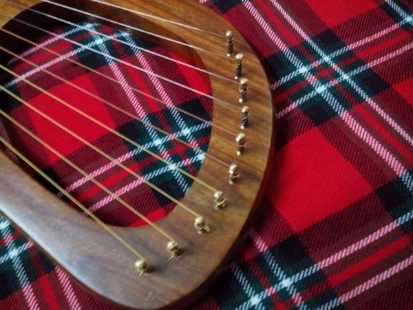 Lyra Harp Instrument Rosewood – Scottish Kilt