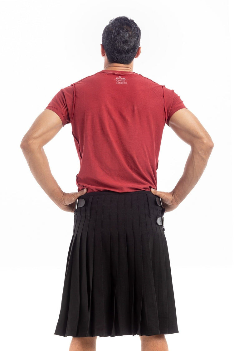 Plain Black Bespoke Kilt – Scottish Kilt